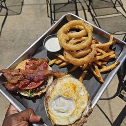 GRAZE BURGERS - Updated December 2025 - 353 Photos & 402 Reviews - 125 ...