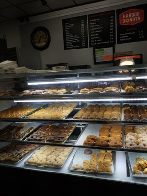 HARBOR DONUTS - Updated December 2025 - 20 Photos & 35 Reviews - 13518 ...