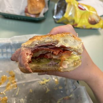 ANNA’S DELI - Updated May 2025 - 95 Photos & 108 Reviews - 8207 Tourist ...