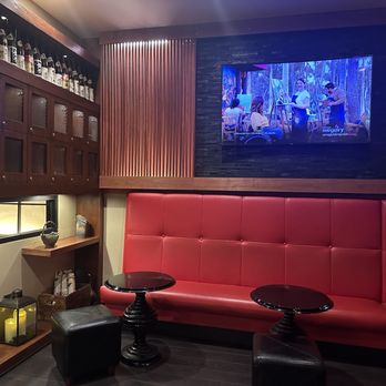 KIKU JAPANESE STEAK HOUSE AND SUSHI LOUNGE - Updated April 2026 - 359 ...