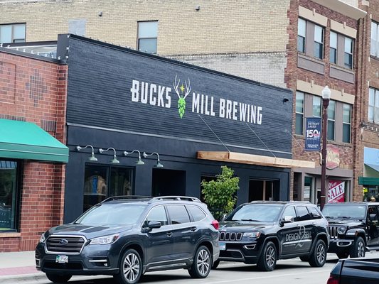 BUCKS MILL BREWING - Updated December 2025 - 41 Photos - 824 Washington ...