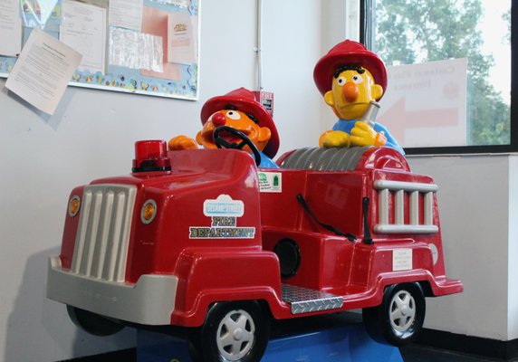 CASTAWAY PLAY CAFE - 44 Photos & 40 Reviews - 1800 N Burkhart Rd ...