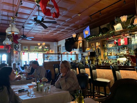 TWEEDS RESTAURANT & BUFFALO BAR - Updated September 2025 - 357 Photos ...