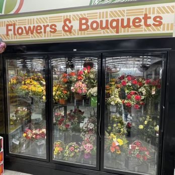 SAVE MART - Updated December 2025 - 119 Photos & 105 Reviews - 2501 ...