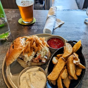 HELLO MONTY - Updated July 2024 - 114 Photos & 87 Reviews - 306 W Main ...