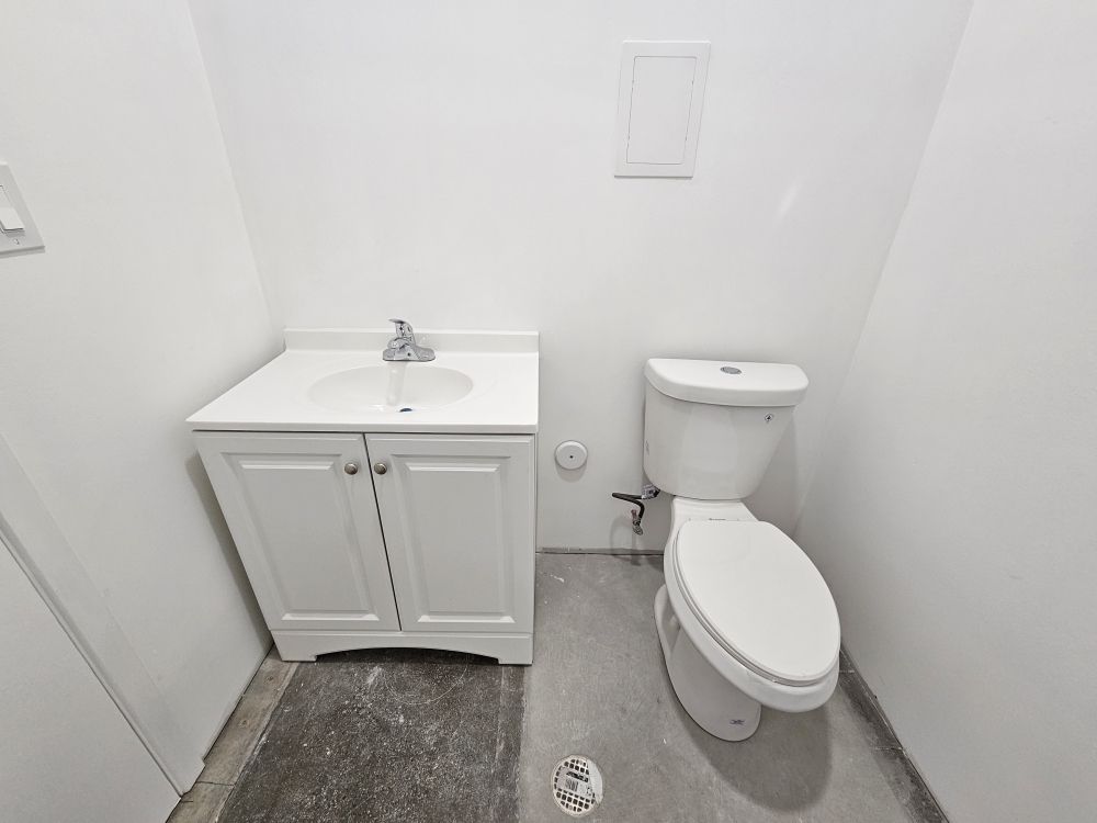 R&R REMODELING OF INTERIOR - Updated July 2025 - 16 Photos - 7722 ...