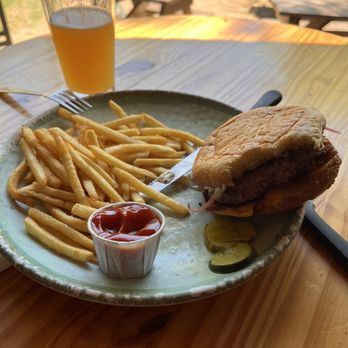 THE LITTLE DARLIN’ - Updated December 2024 - 418 Photos & 532 Reviews ...