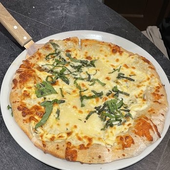 REGINA PIZZA - Updated May 2025 - 313 Photos & 397 Reviews - 44 Station ...