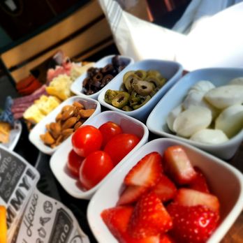 BEL TAVOLO PIZZERIA - Updated December 2024 - 49 Photos & 16 Reviews ...