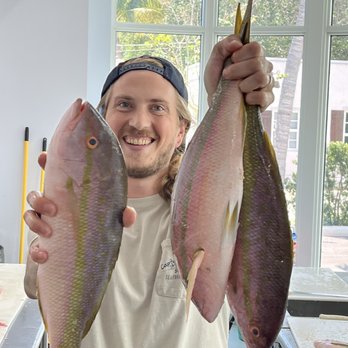 CAPTAIN CLAY AND SONS FISH - Updated June 2024 - 65 Photos & 116 ...