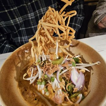 SUWUN THAI HOME COOKING - Updated April 2025 - 101 Photos & 34 Reviews ...