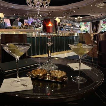 OVERLOOK LOUNGE, APERITIFS & SPIRITS - Updated November 2024 - 849 ...
