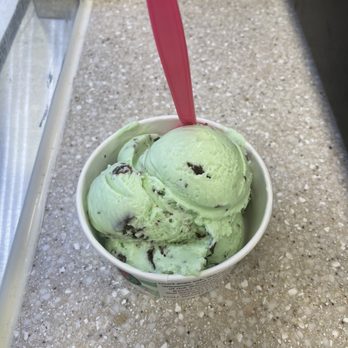 THE SPOT ICE CREAM SHOP - Updated December 2025 - 35 Photos & 34 ...