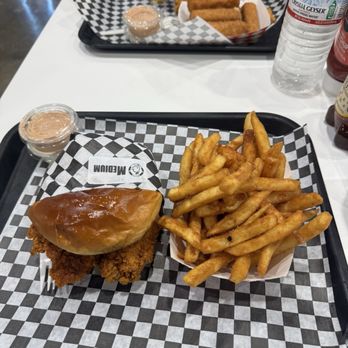 LEGEND HOT CHICKEN - Updated December 2025 - 217 Photos & 209 Reviews ...