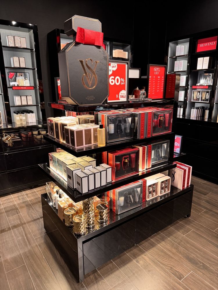 VICTORIA’S SECRET & PINK - Updated August 2025 - 849 E Commerce St, San ...