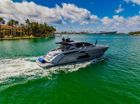 LUXE RENTAL PLUG - Request a Quote - Miami Beach, Florida - Boat ...