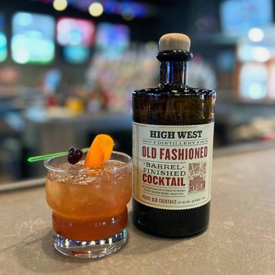 LONGSHOTS BAR & GRILL - Updated January 2026 - 258 Photos & 103 Real ...