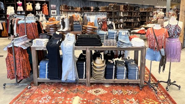BOOT BARN - Updated March 2025 - 50 Photos - 2232 Marlton Pike W ...
