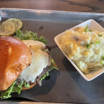 THE MAIN PUB - Updated July 2024 - 193 Photos & 283 Reviews - 306 Main ...