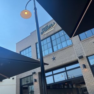 THE FILSON QUEEN CITY KITCHEN AND BAR - 140 Photos & 94 Reviews - 25 E ...