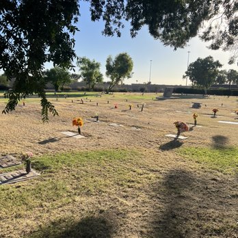 PHOENIX MEMORIAL PARK AND MORTUARY - Updated December 2025 - 55 Photos ...