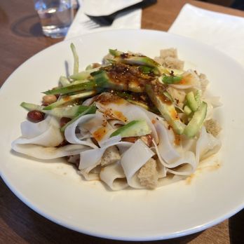 DUMPLING QUEEN - Updated October 2025 - 270 Photos & 208 Reviews ...