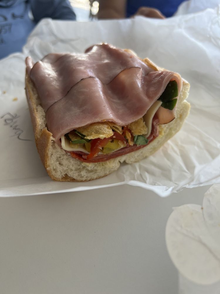 GATEWAY SUBS - 50 Photos & 62 Reviews - 3112 3rd Ave N, St. Petersburg ...