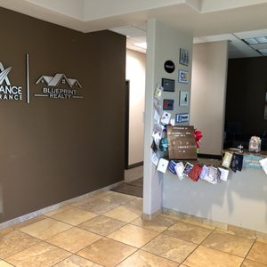 PROGRESSIVE INSURANCE - LAS VEGAS SERVICE CENTER - Updated December ...