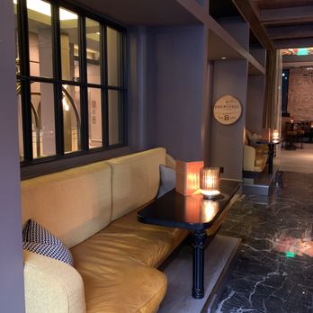 KNOWLEDGE BAR & SOCIAL ROOM - Updated December 2025 - 71 Photos & 23 ...