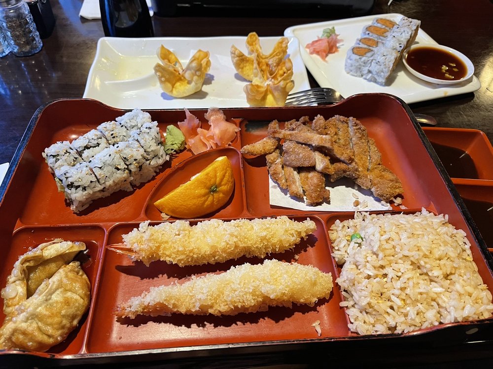 SAKURA - 51 Photos & 78 Reviews - 212 E Broadway St, Altus, Oklahoma ...