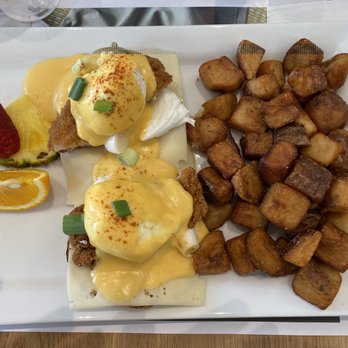 PUR & SIMPLE - Updated October 2025 - 25 Photos - 790 Kanata Avenue ...