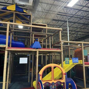 OASIS FAMILY FUN CENTER - Updated December 2025 - 95 Photos & 78 ...