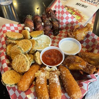 BOUT TIME PUB & GRUB - Updated February 2025 - 89 Photos & 56 Reviews ...