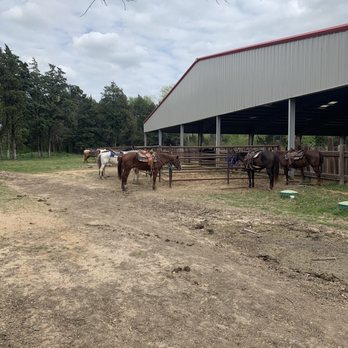 BROKEN BOW RANCH - Updated October 2025 - 45 Photos - 63 Reviews - 1755 ...