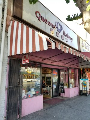 QUEEN’S BAKERY - 318 Photos & 271 Reviews - Bakeries - 809 N Broadway, Los Angeles, CA - Phone ...