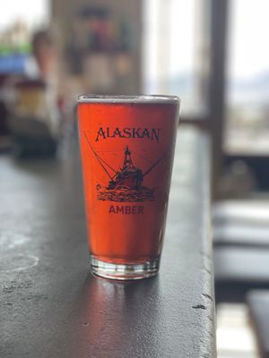 BAYVIEW PUB - Updated January 2026 - 186 Photos & 208 Reviews - 407 ...