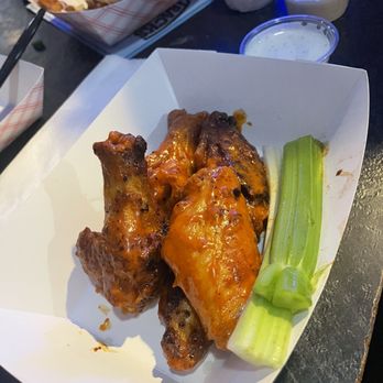 TRACKS LOUNGE - Updated April 2025 - 116 Photos & 139 Reviews - 1506 S ...