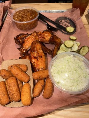 THE SMOKE PIT - Updated April 2026 - 71 Photos & 67 Reviews - 8136 ...