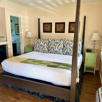 APPLE FARM INN - Updated July 2025 - 1168 Photos & 702 Reviews - 2015 ...