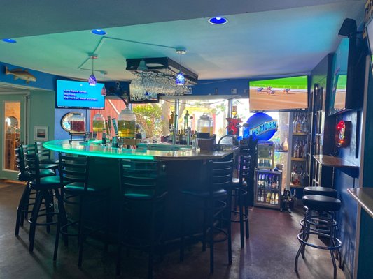 ANGRY MARLIN RESTAURANT & COOLWATER BAR - 86 Photos & 168 Reviews ...