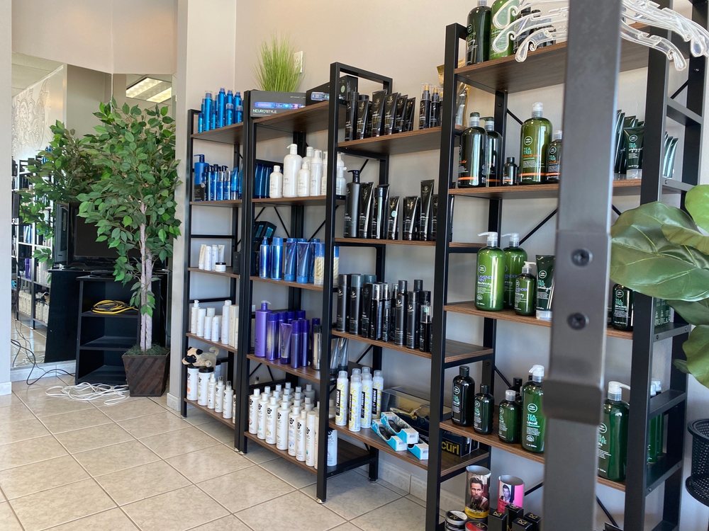 D MICHAEL SALON - Updated December 2025 - 32 Photos - 8865 Norwin Ave ...