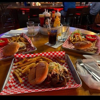 RUSTY ROOSTER SALOON - Updated October 2025 - 69 Photos & 39 Reviews ...