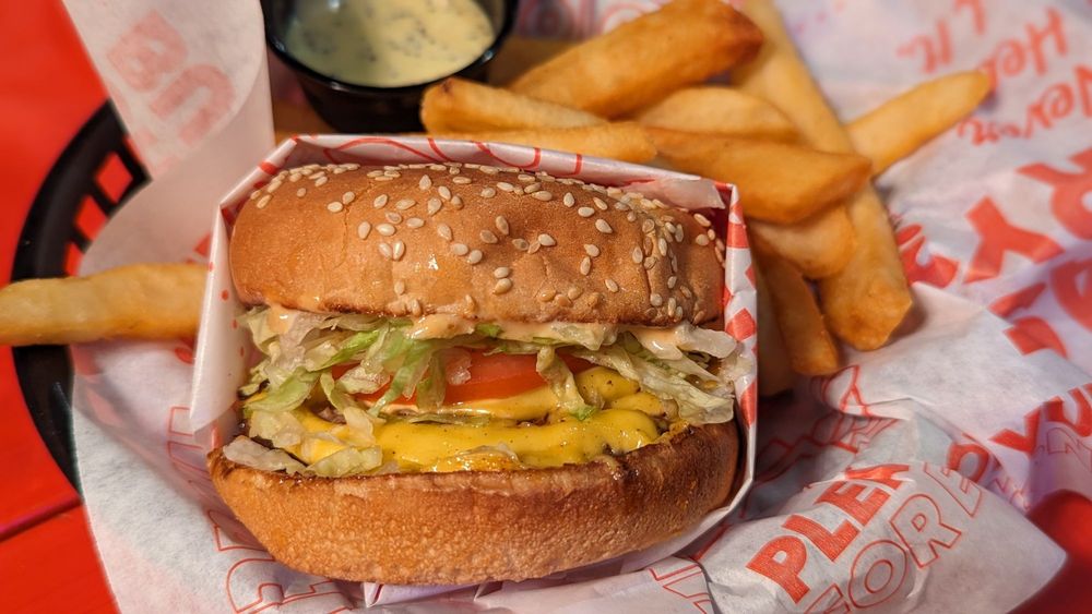 RED ROBIN - Updated December 2025 - 101 Photos & 64 Reviews - 31920 ...