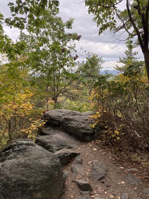 RAVEN ROCKS HIKE - Updated September 2025 - 63 Photos & 35 Reviews - Va ...