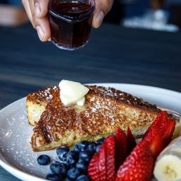 CREW OGUNQUIT - Updated December 2025 - 247 Photos & 144 Reviews - 8 Shore Rd, Ogunquit, Maine ...