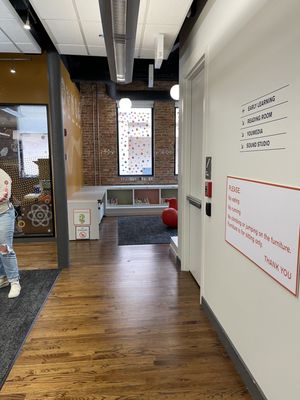 CHICAGO PUBLIC LIBRARY - WEST LOOP - Updated December 2025 - 28 Photos ...