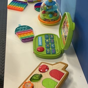 TOT BOX PLAY CAFE - Updated October 2025 - 99 Photos & 35 Reviews - 403 ...