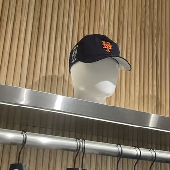 KITH - Updated July 2024 - 127 Photos & 49 Reviews - 2301 Kalakaua Ave ...