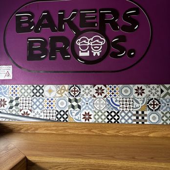 BAKERS BROS - Updated January 2026 - 52 Photos & 14 Reviews - Avenida ...