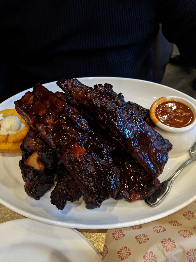 LUCILLE’S SMOKEHOUSE BAR-B-QUE - 2132 Photos & 2051 Reviews - 12624 N ...